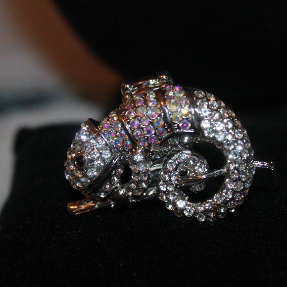 unbranded | Jewelry | Nwt Meet Ringo The Gieco Lizard Stretch Ring ...